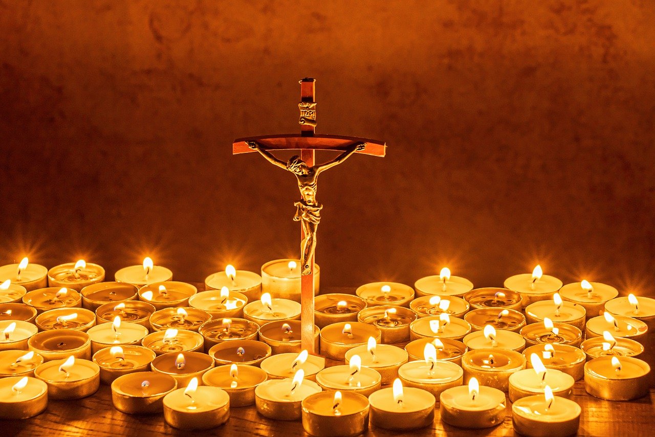How To Use Catholic Prayer Candles? β Catholics & Bible How To Use Catholic Prayer Candles? β Catholics & Bible